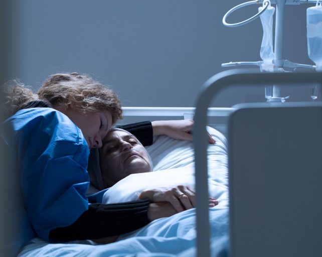 Visiting a Parent at End of Life – W&W2Go for Parents